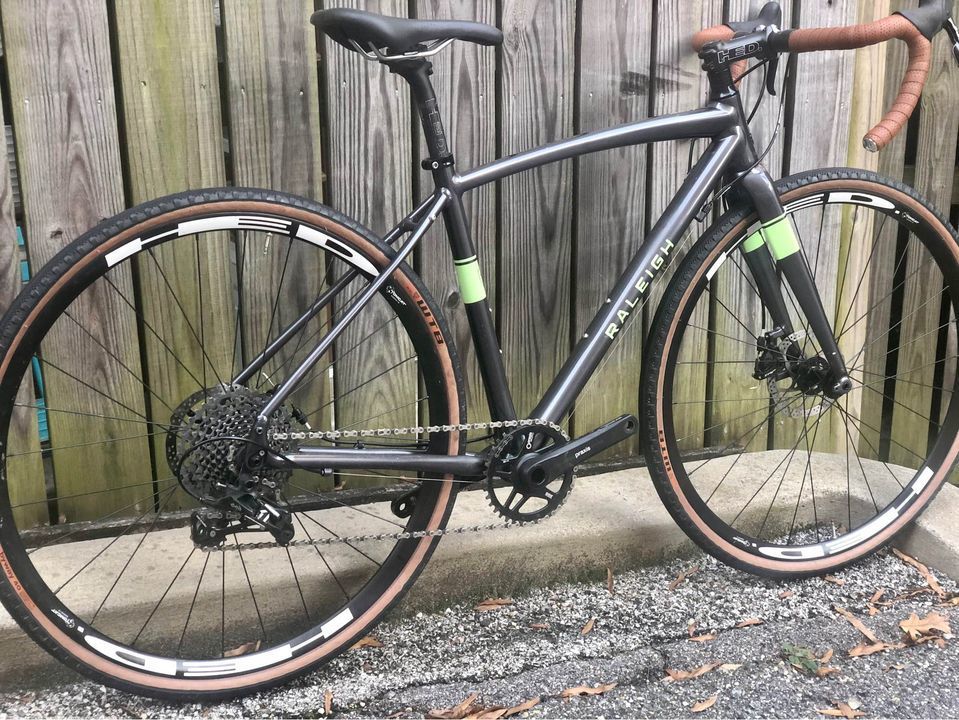 2018 Raleigh Amelia 3