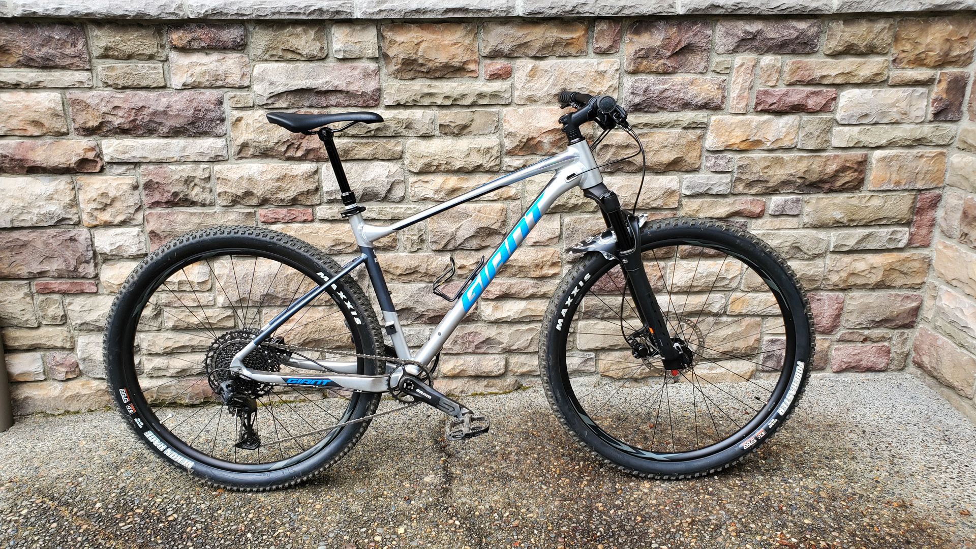 2020 Giant Fathom 2 29er