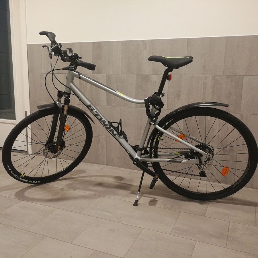 Decathlon Riverside 900