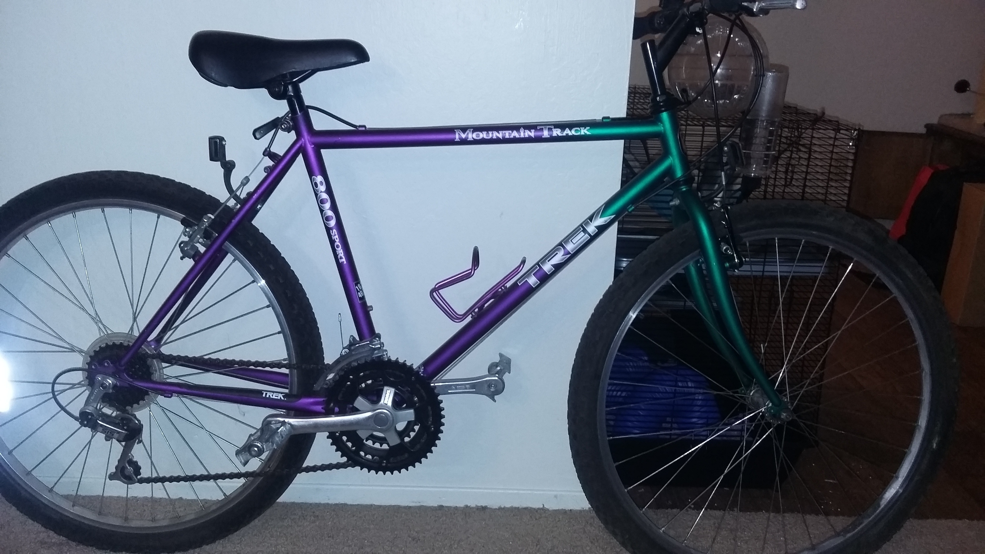 Trek 800