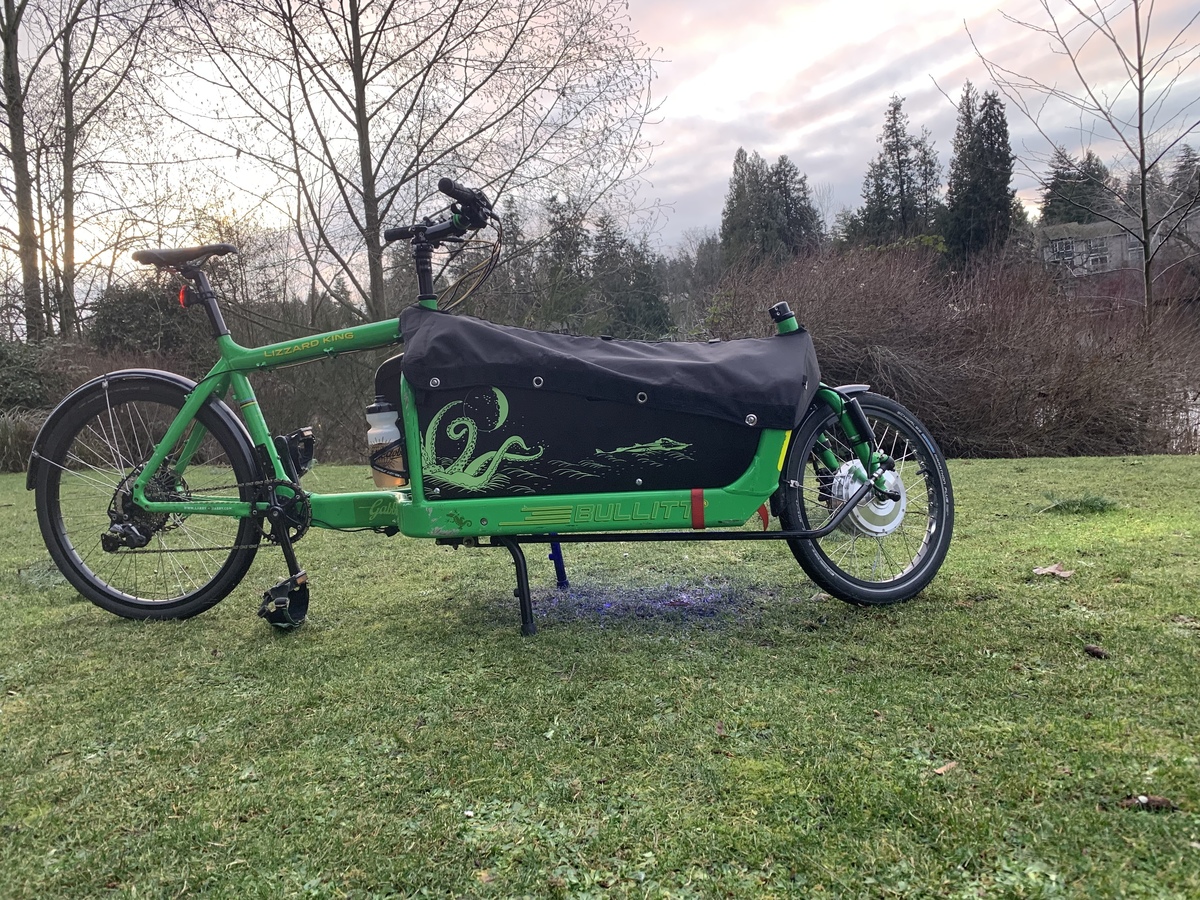2014 Larry Vs Harry Bullitt cargo bike (front storage)