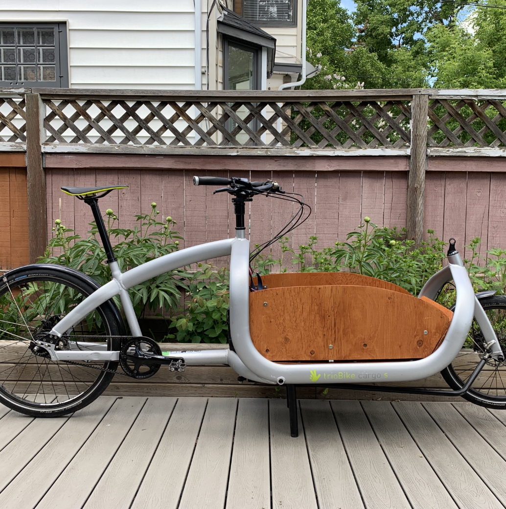 2014 TrioBike Cargo S cargo bike (front storage)