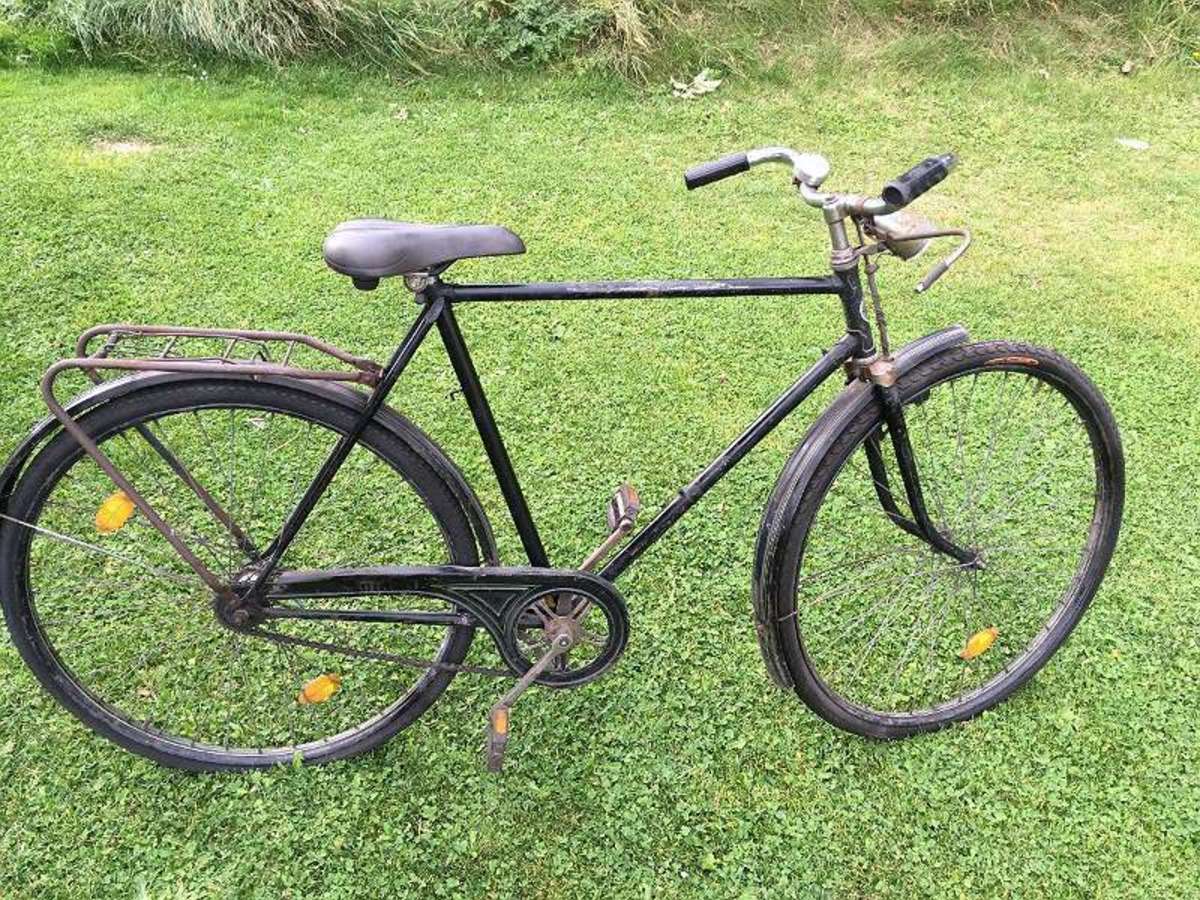 Stolen 1980 Waffenrad (Steyr-Daimler-Puch factory in Austria) beach cruiser