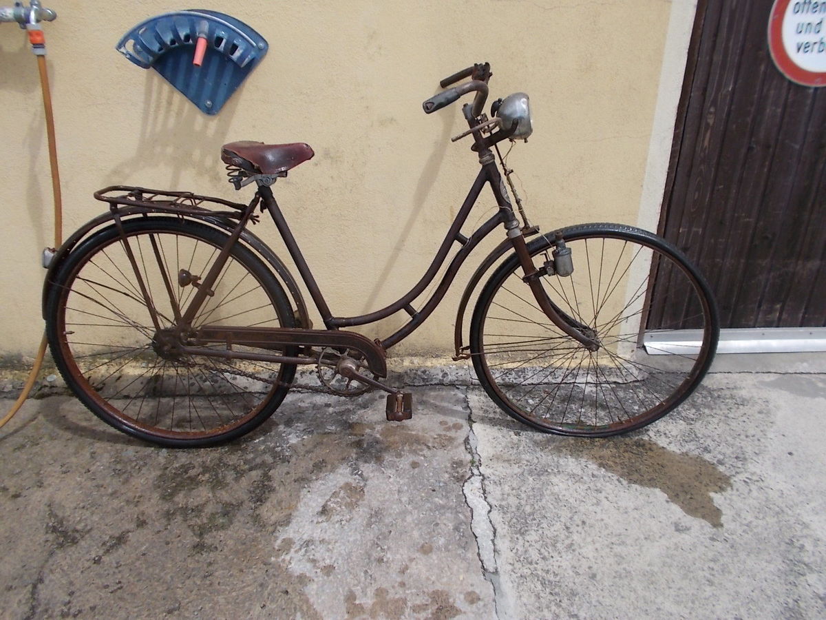 Stolen 1980 Waffenrad (Steyr-Daimler-Puch factory in Austria) beach cruiser