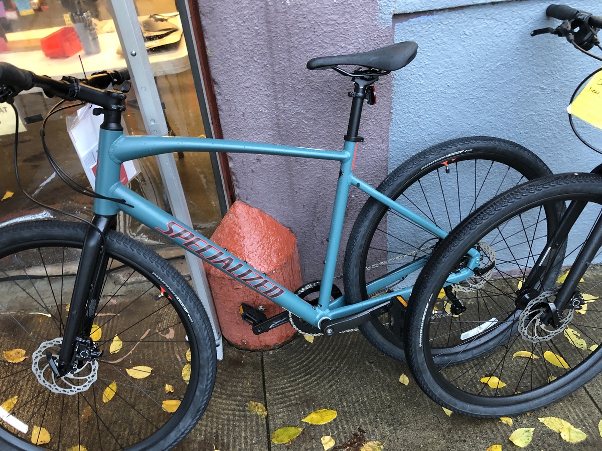 2021 Specialized Sirrus X 2.0