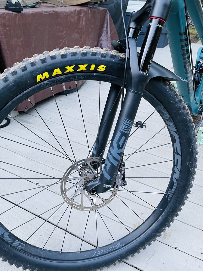 2021 Transition Bikes Spur