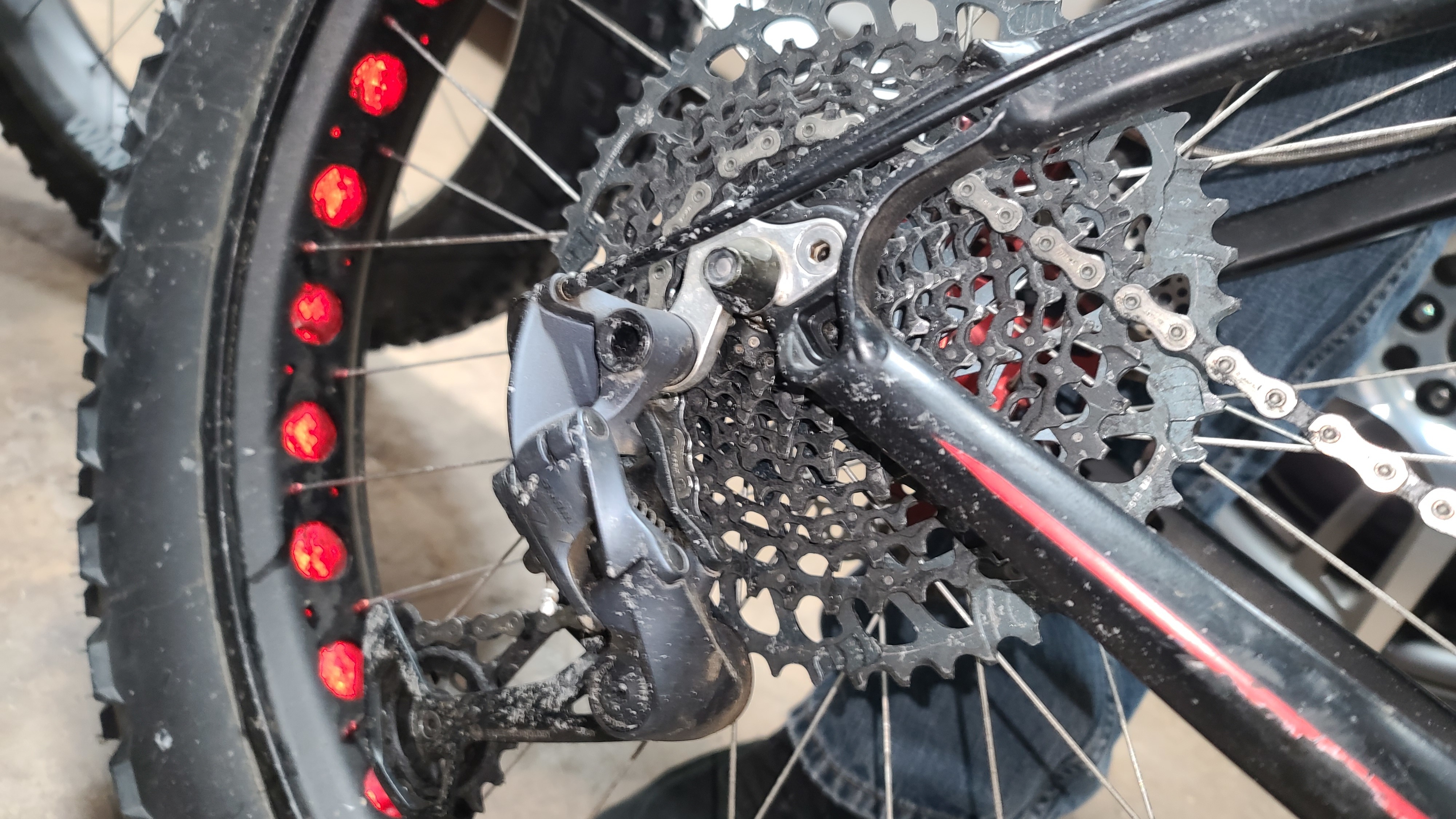 2017 FRAMED Wolf Trax