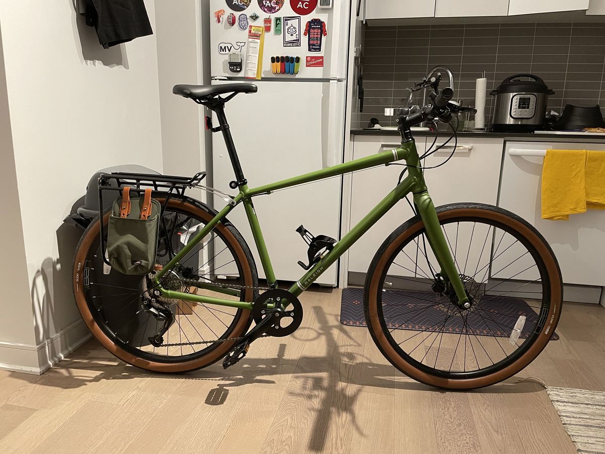 2021 Raleigh Redux 2