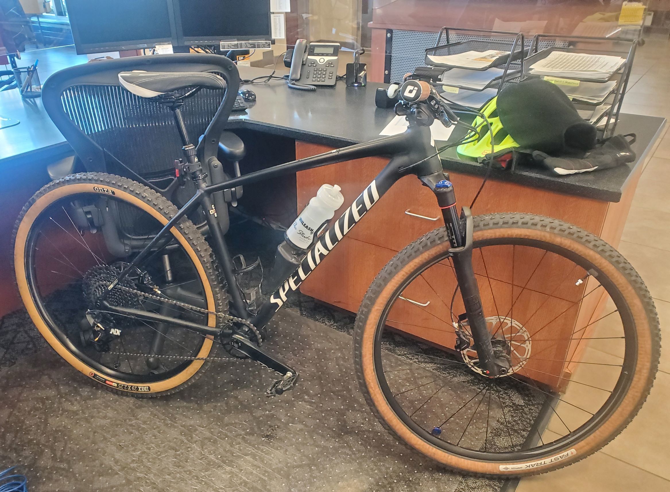 2019 Specialized Chisel Expert