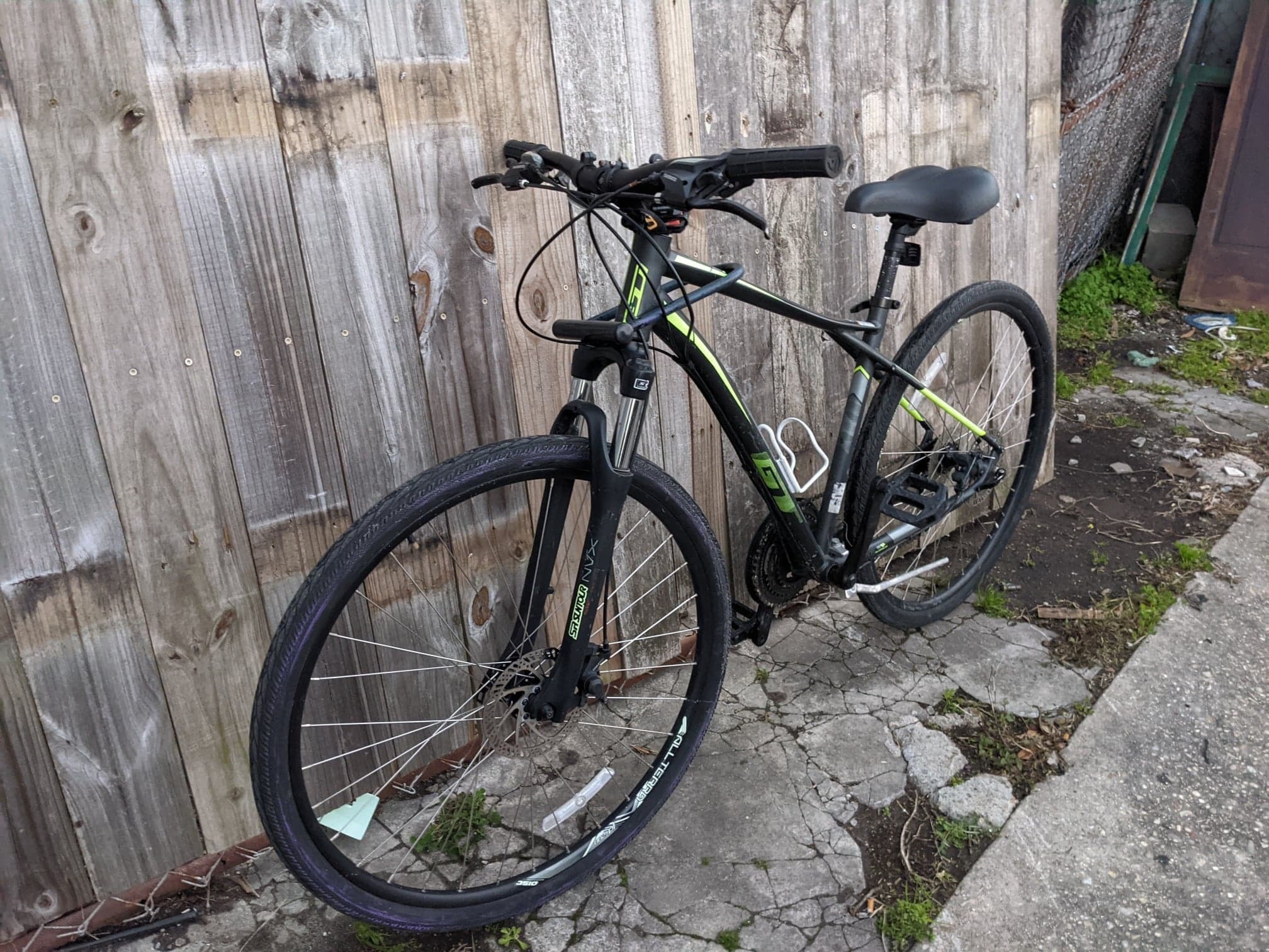 2017 GT Bicycles Talera CIty Cross 3.0