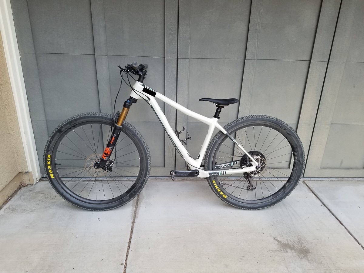 2020 Ibis DV9