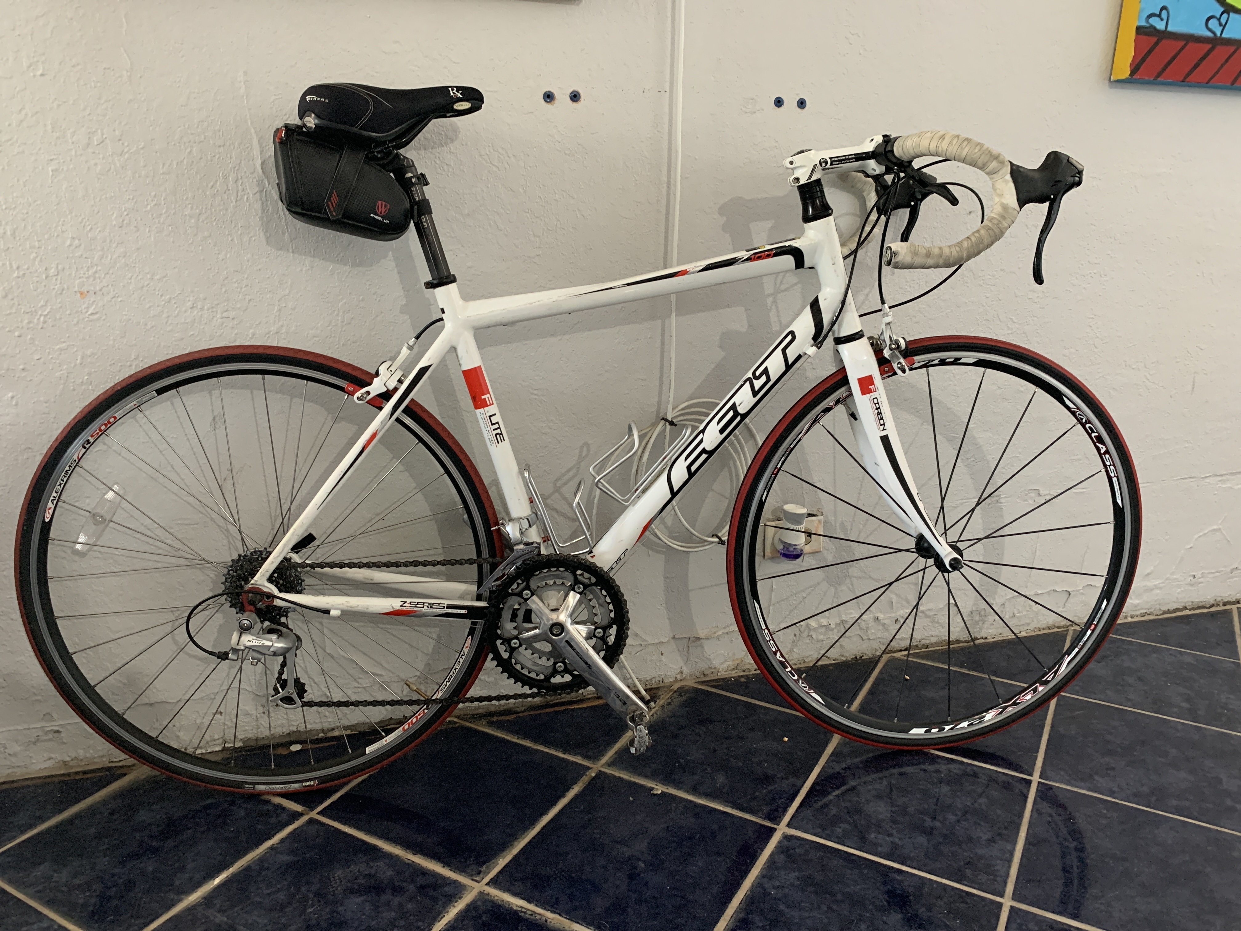 Felt F-Lite