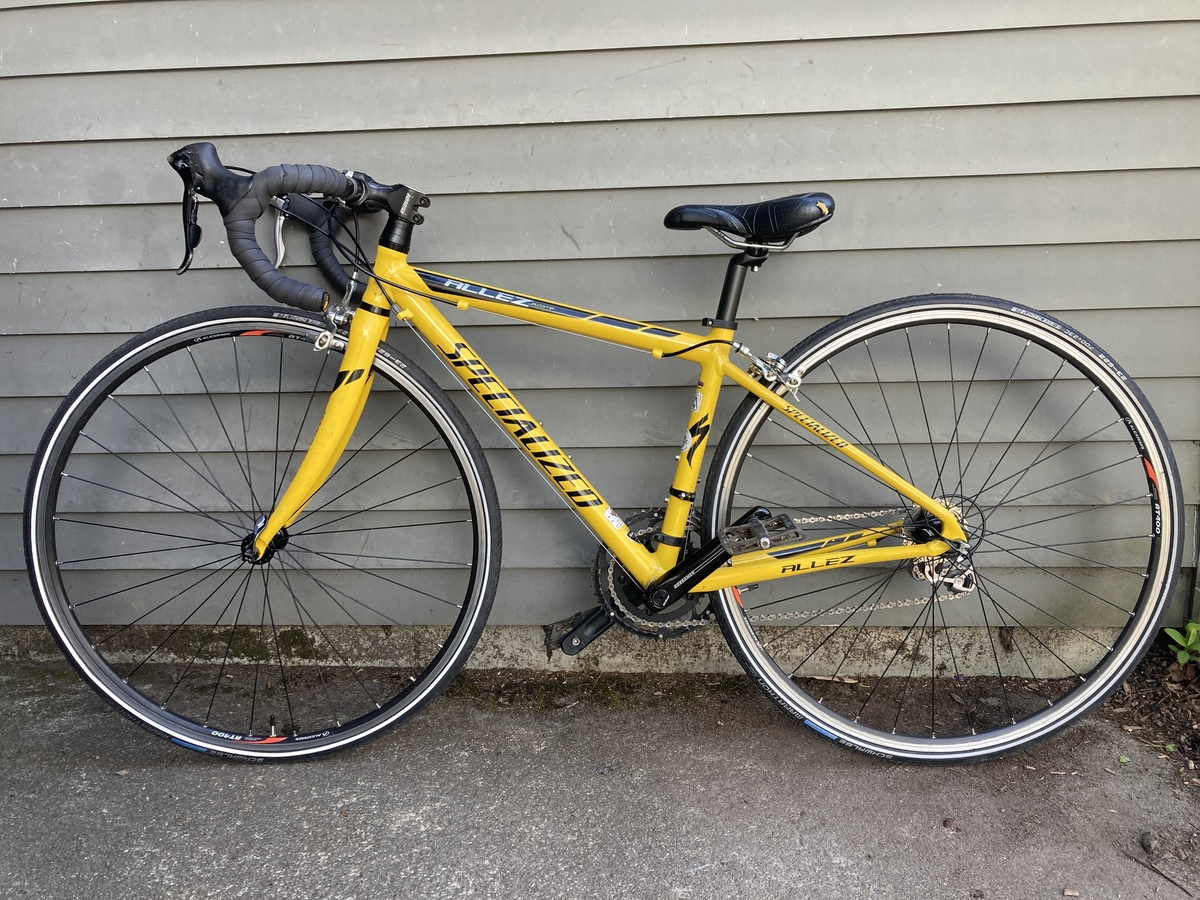 2015 Specialized Allez Junior - Yellow & Black