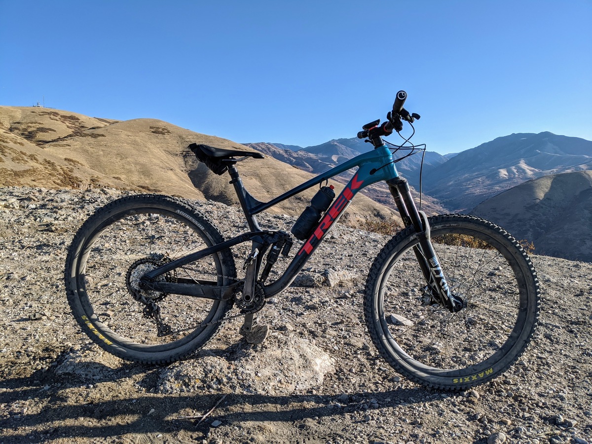 2021 Trek Slash