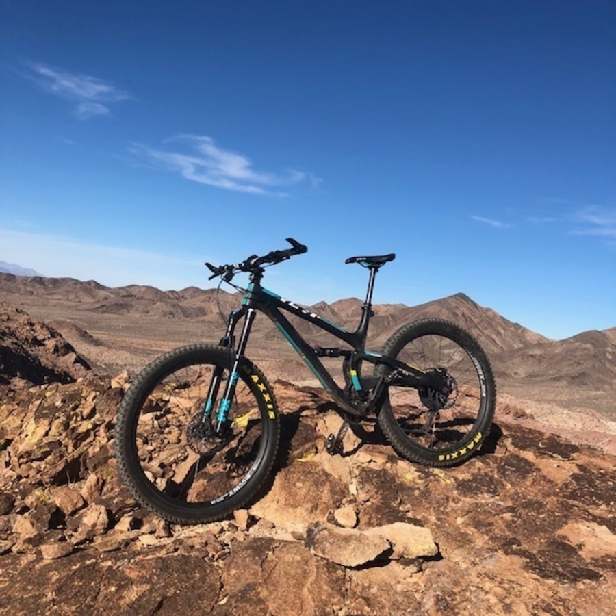 Yeti SB5 Plus