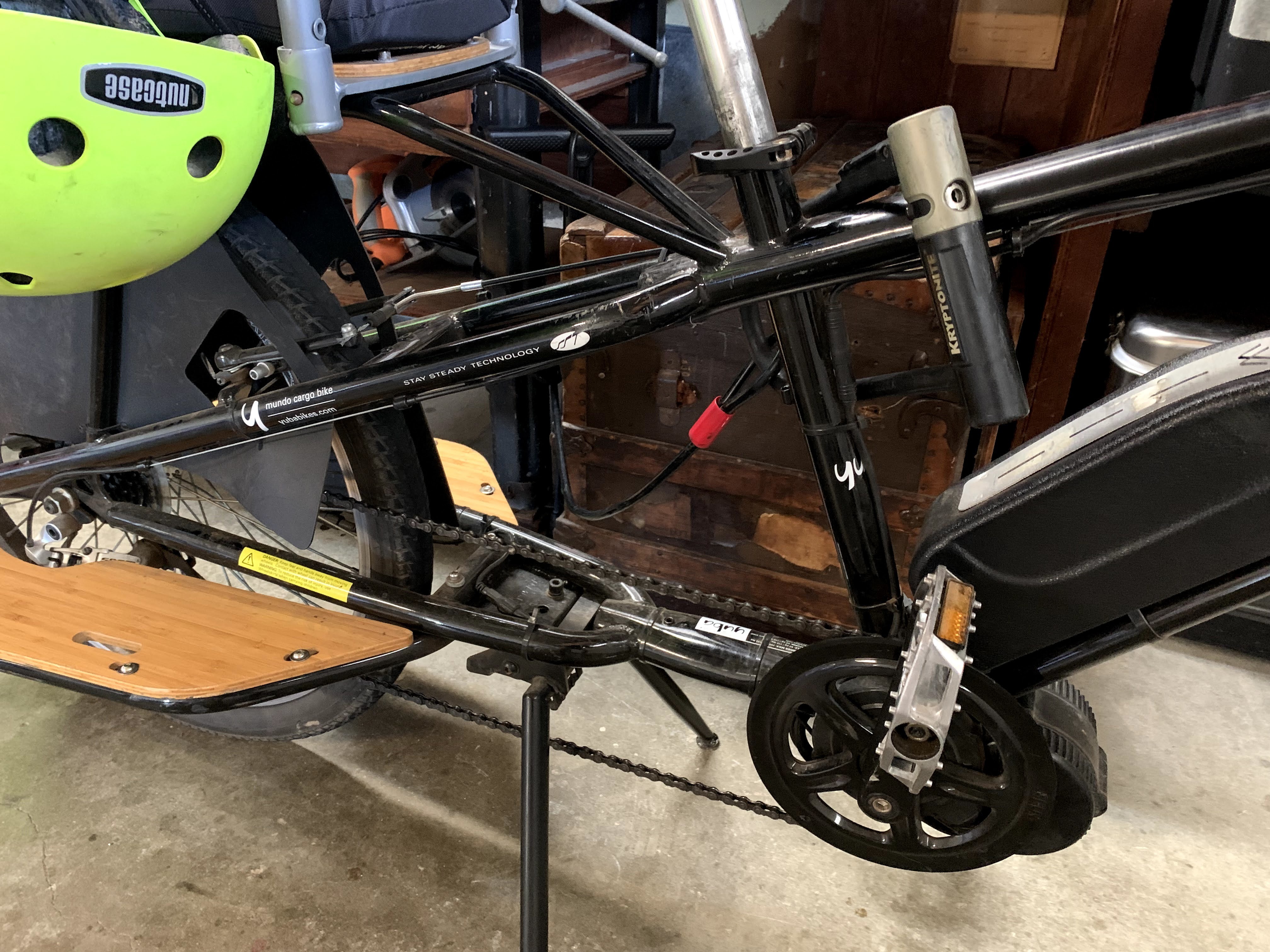 2018 Yuba Mundo Classic cargo bike rear