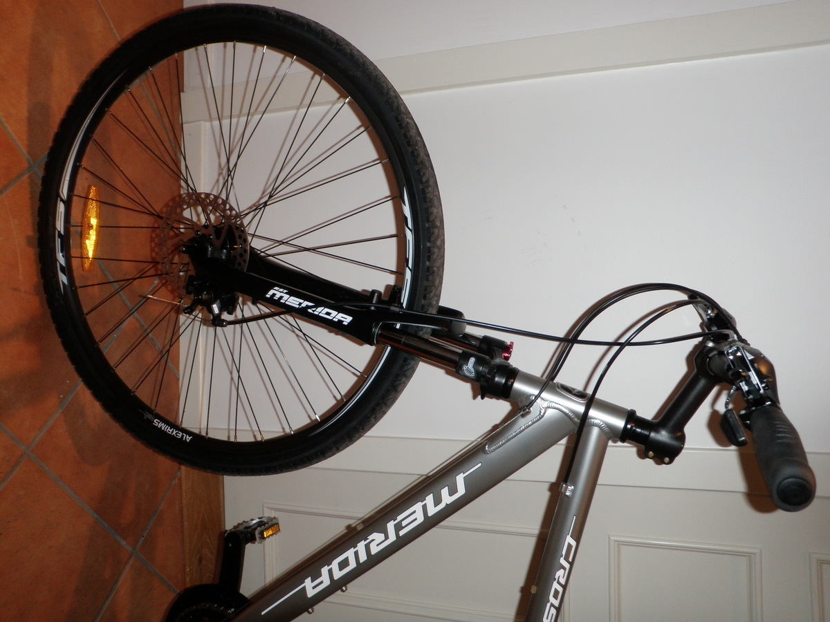 Stolen 2011 Merida Bikes Crossway viper-disc