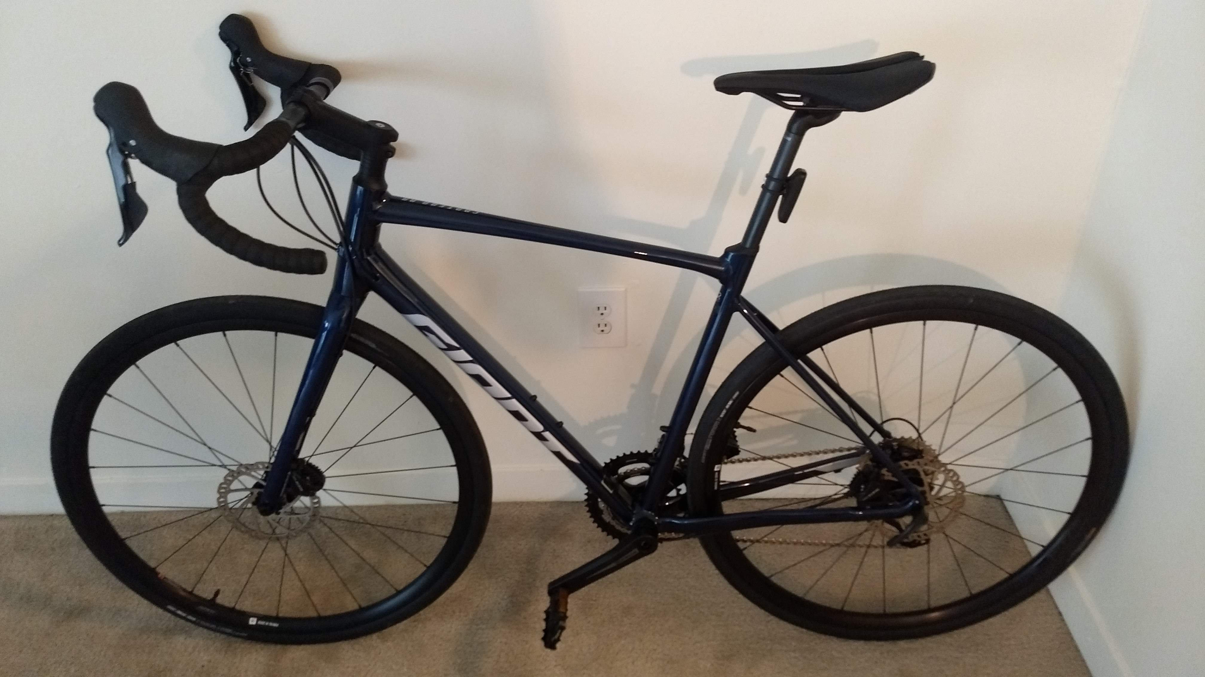 2021 Giant Contend AR 1