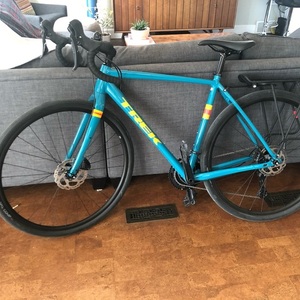 2021 Trek Checkpoint ALR5