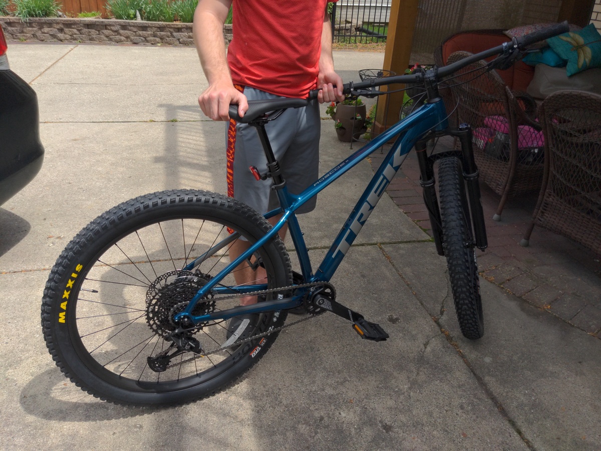 2021 Trek Roscoe 8