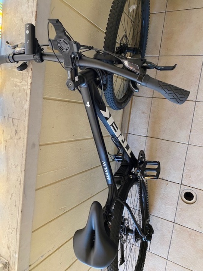 2021 Trek SILVER ALPHA ALUMINIUM