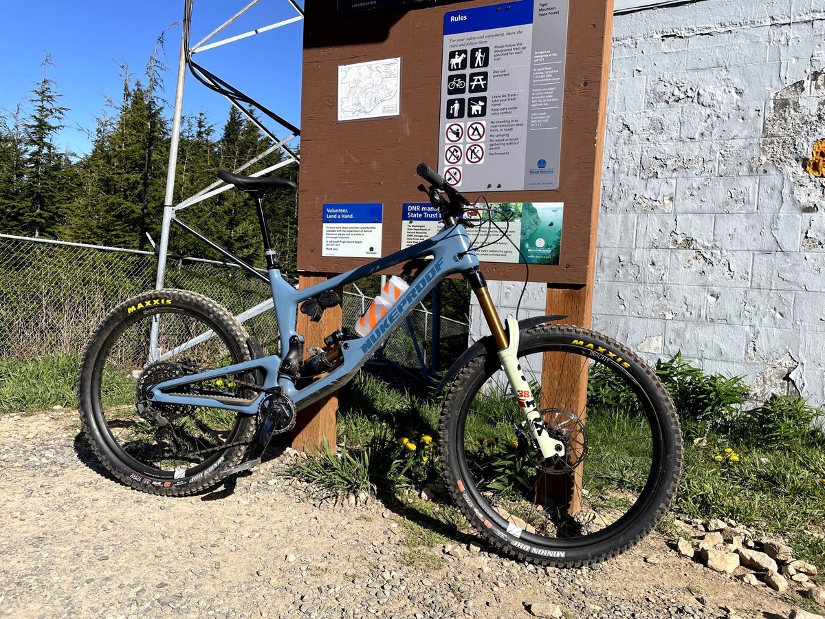 2021 Nukeproof Giga 275
