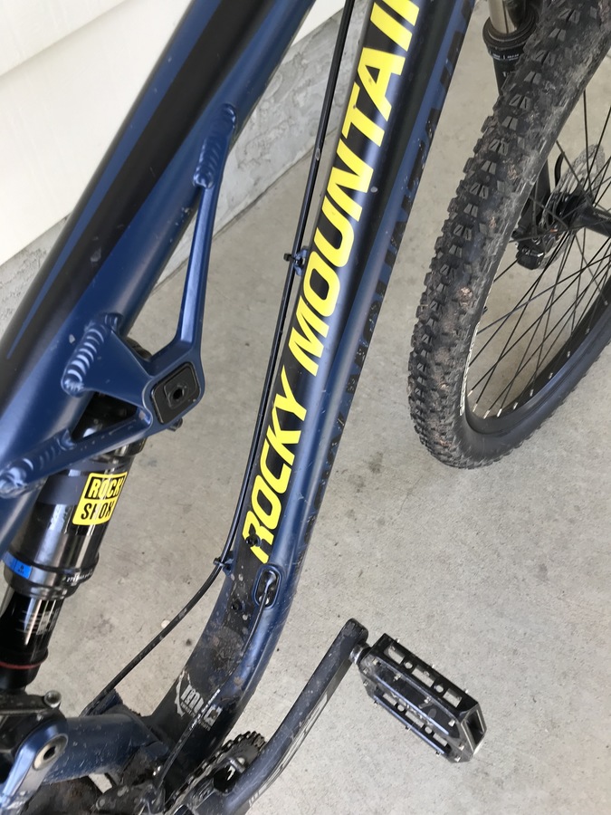 2017 Rocky Mountain Bicycles Thunderbolt