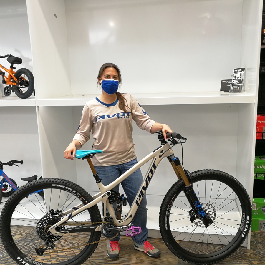2021 Pivot Switchblade PRO XO1