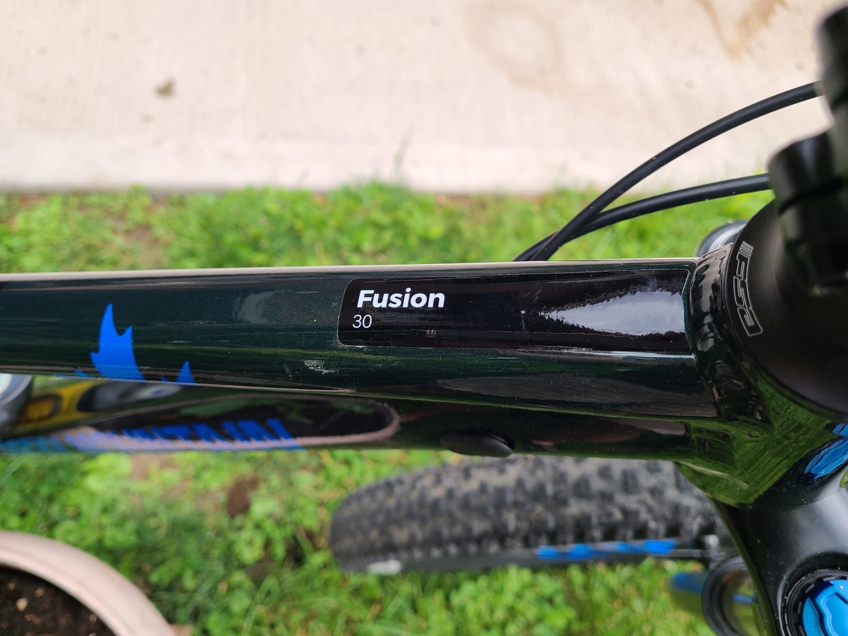 2021 Rocky Mountain Bicycles Fusion 30