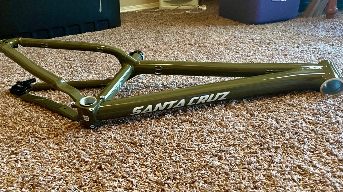 2021 Santa Cruz Jackal