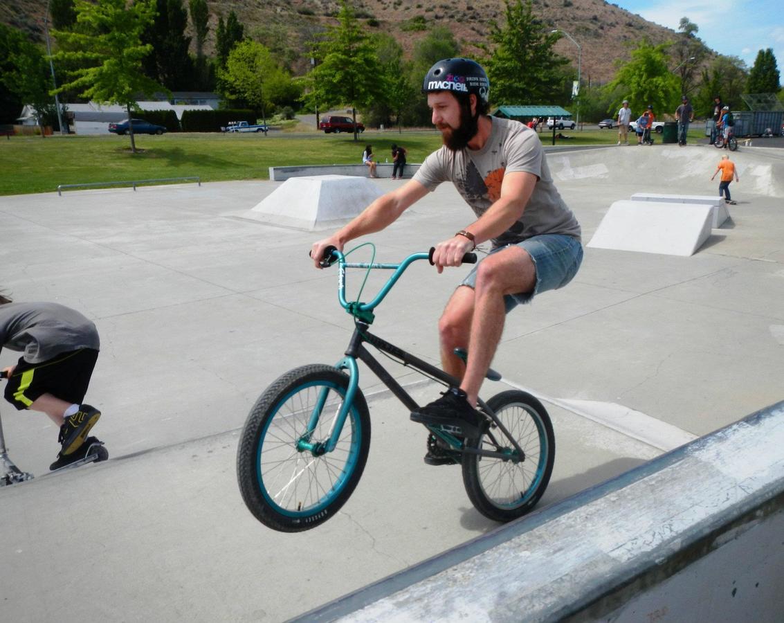 2009 Macneil Whitton III