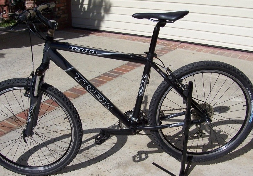 Stolen 2004 Trek 4300