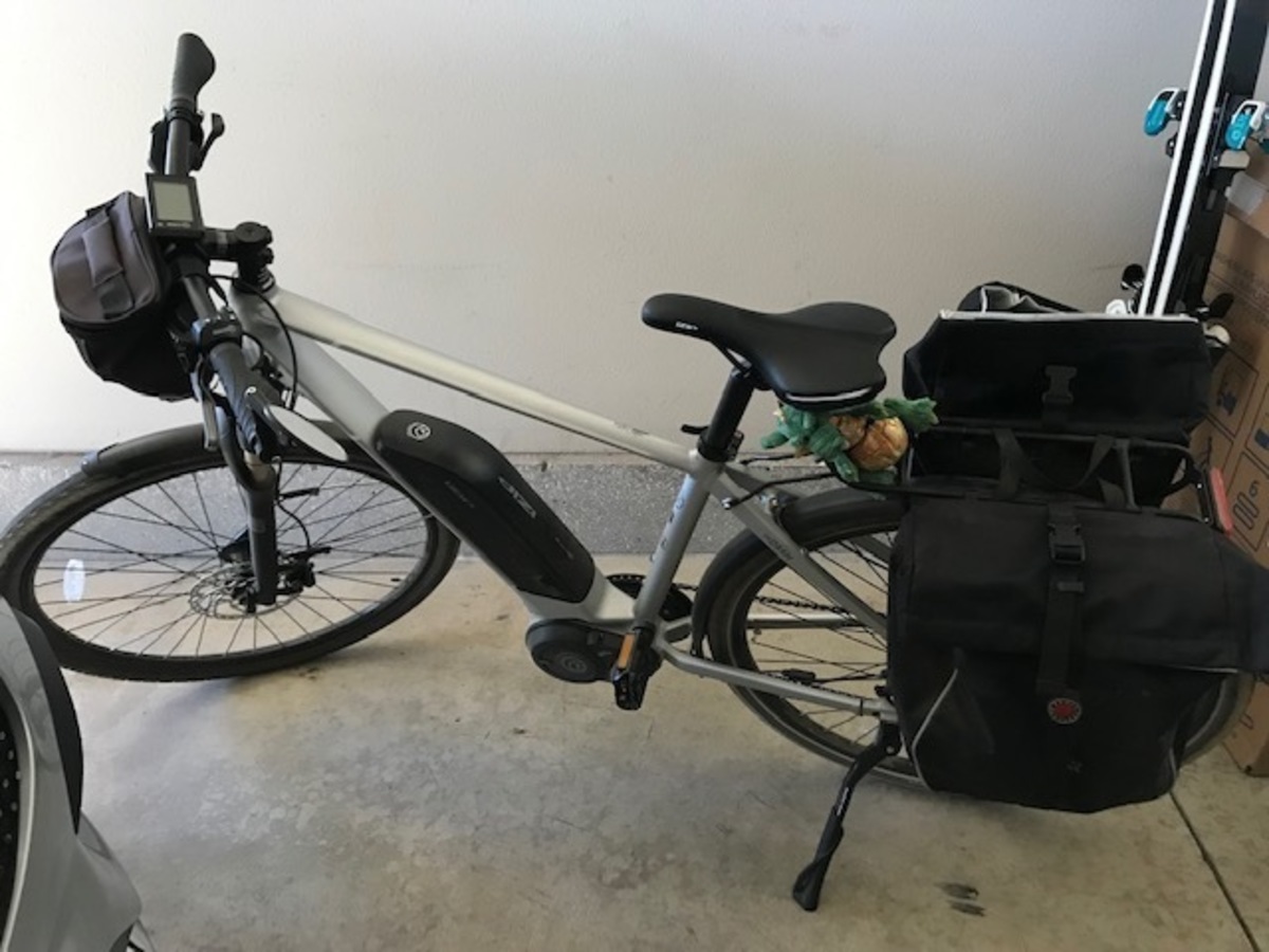 2017 IZIP E3 Dash Large Silver