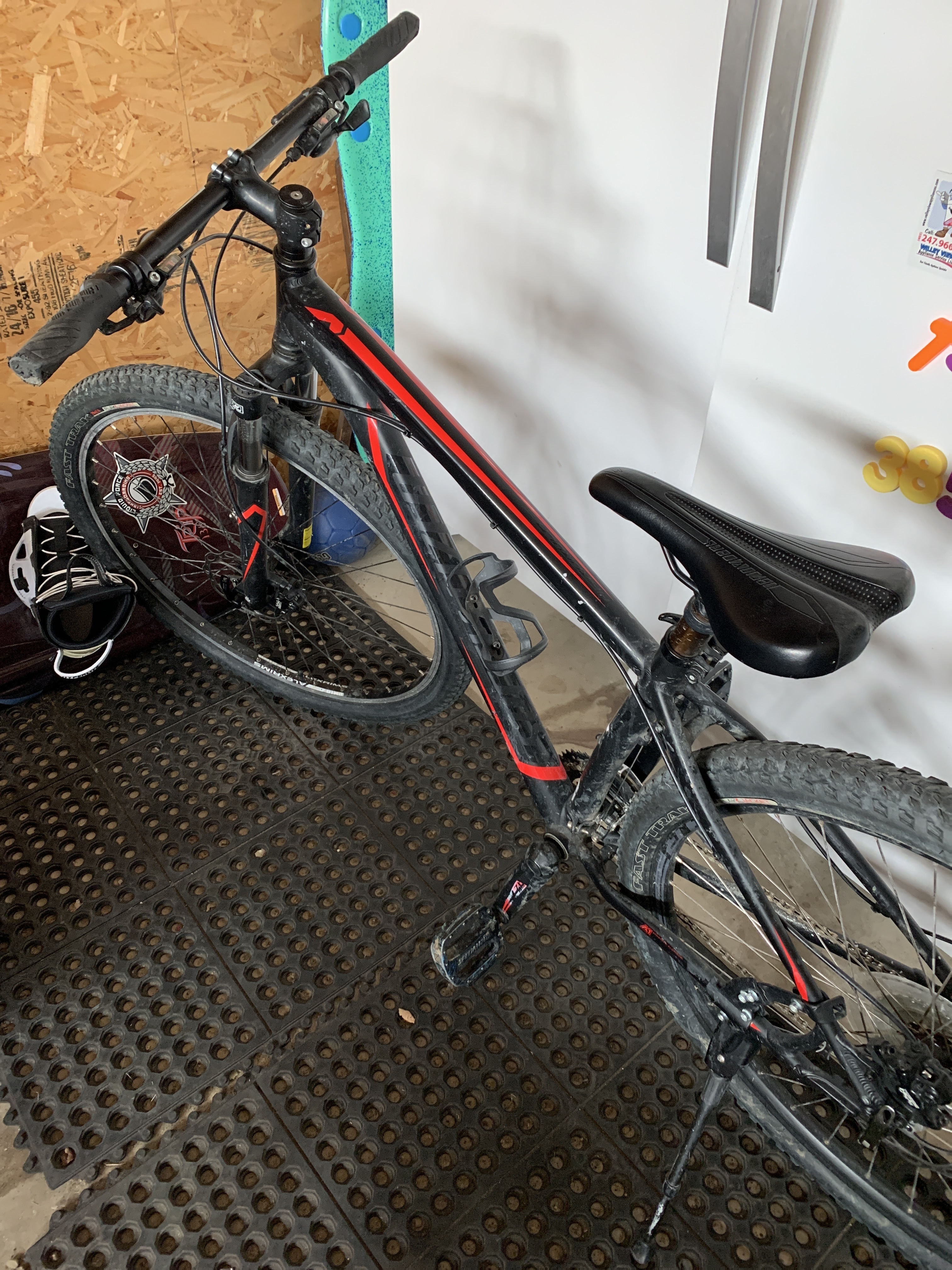 2013 Specialized Hardrock Sport Disc 26