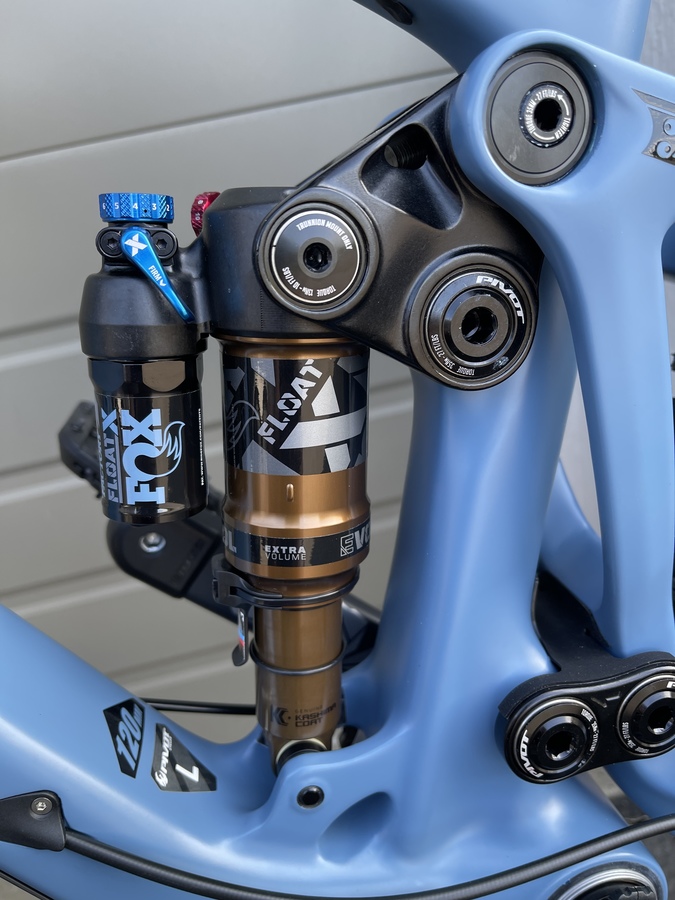 Pivot Trail 429 V3 Enduro Pro X01 Pacific L...