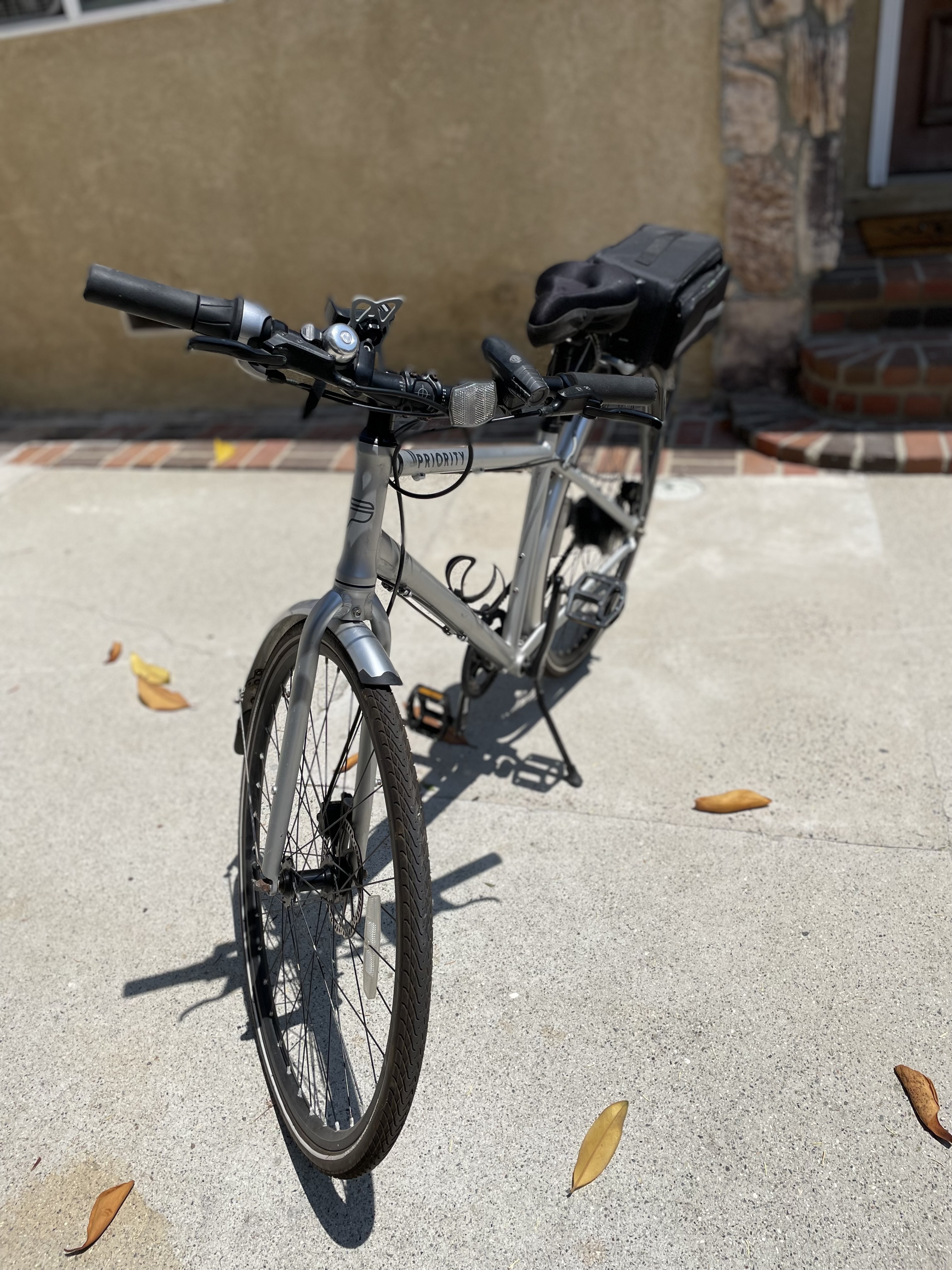2017 Priority Bicycles CONTINUUM × 1