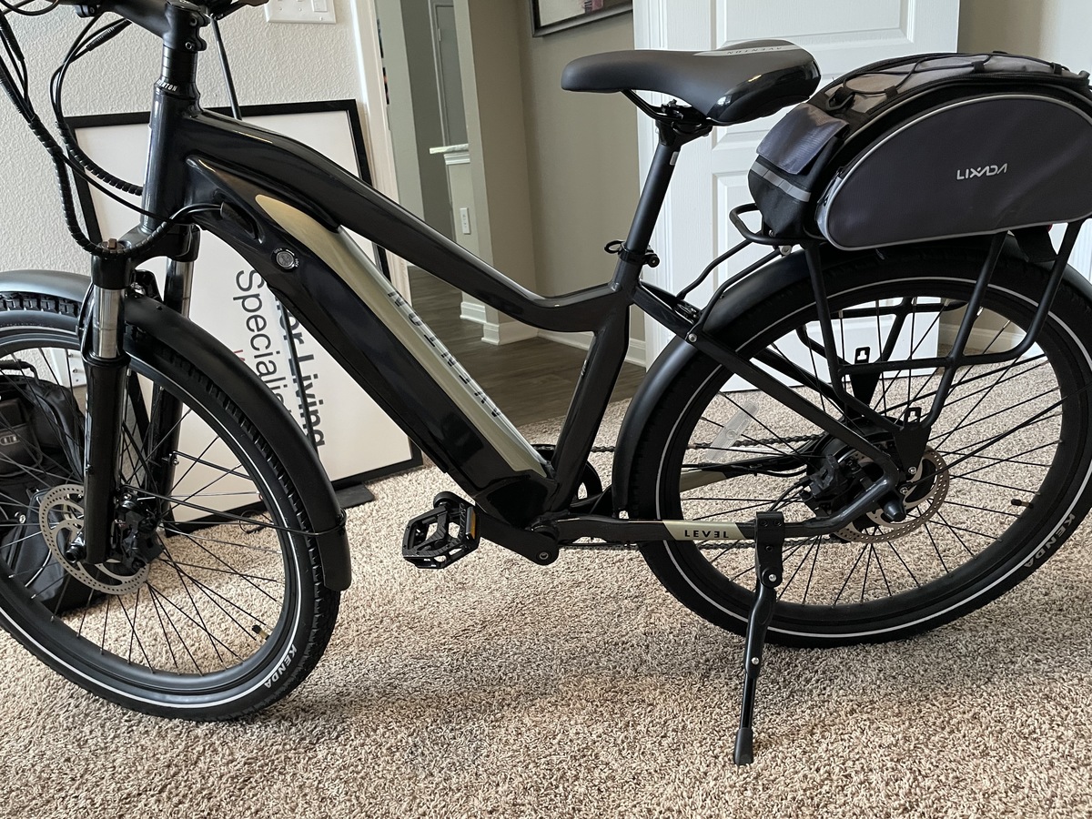 2021 Aventón Level Commuter Bike