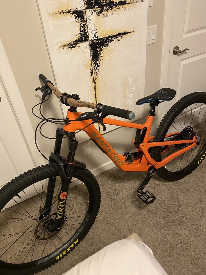 2022 Santa Cruz Sta Cruz HighTower 2 Carbon