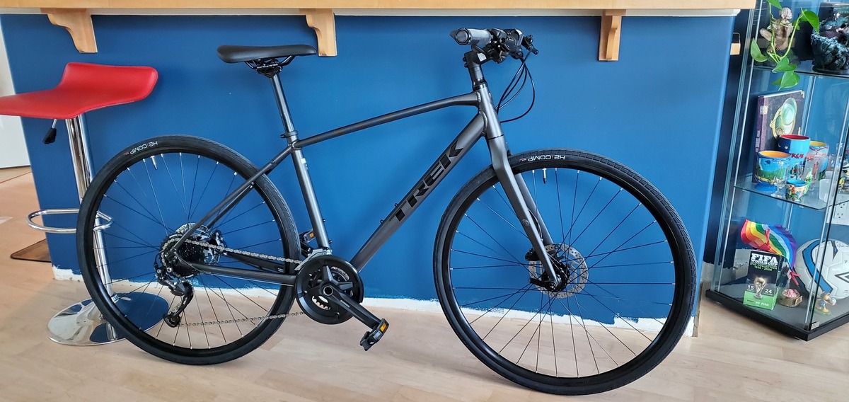2021 Trek TREK 2021 FX 3 DISC M DNISTER BLACK