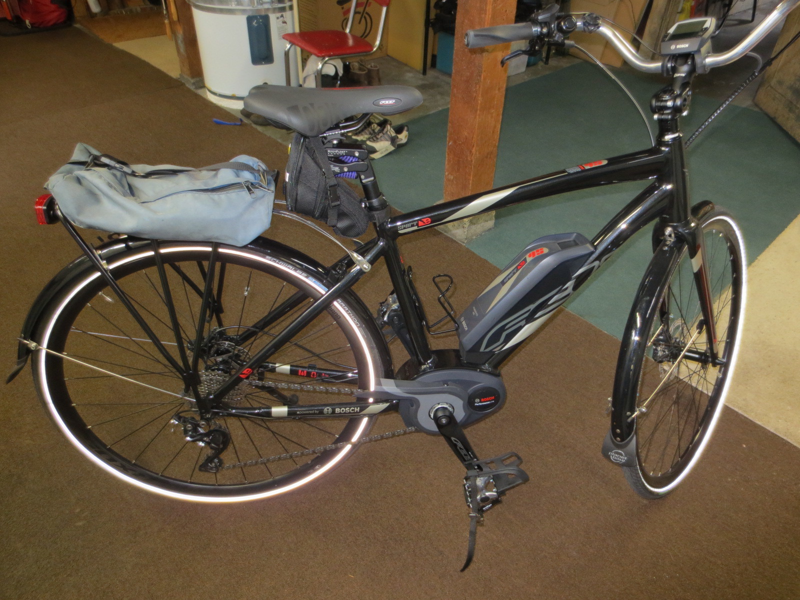 2016 Felt SportE e-bike w Bosch Motor