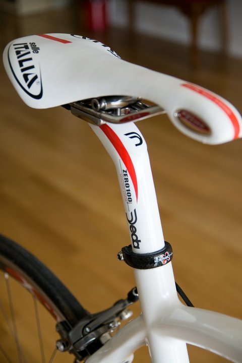 2010 Swift Carbon Attack R825