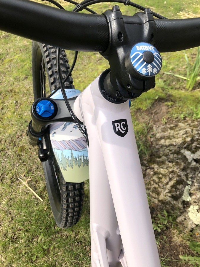 2021 Specialized Status 140