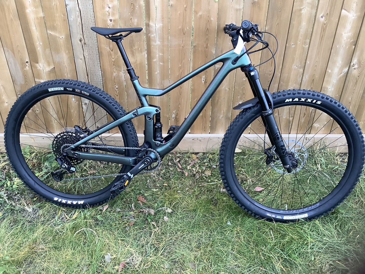 2022 SCOTT Genius 930 Medium