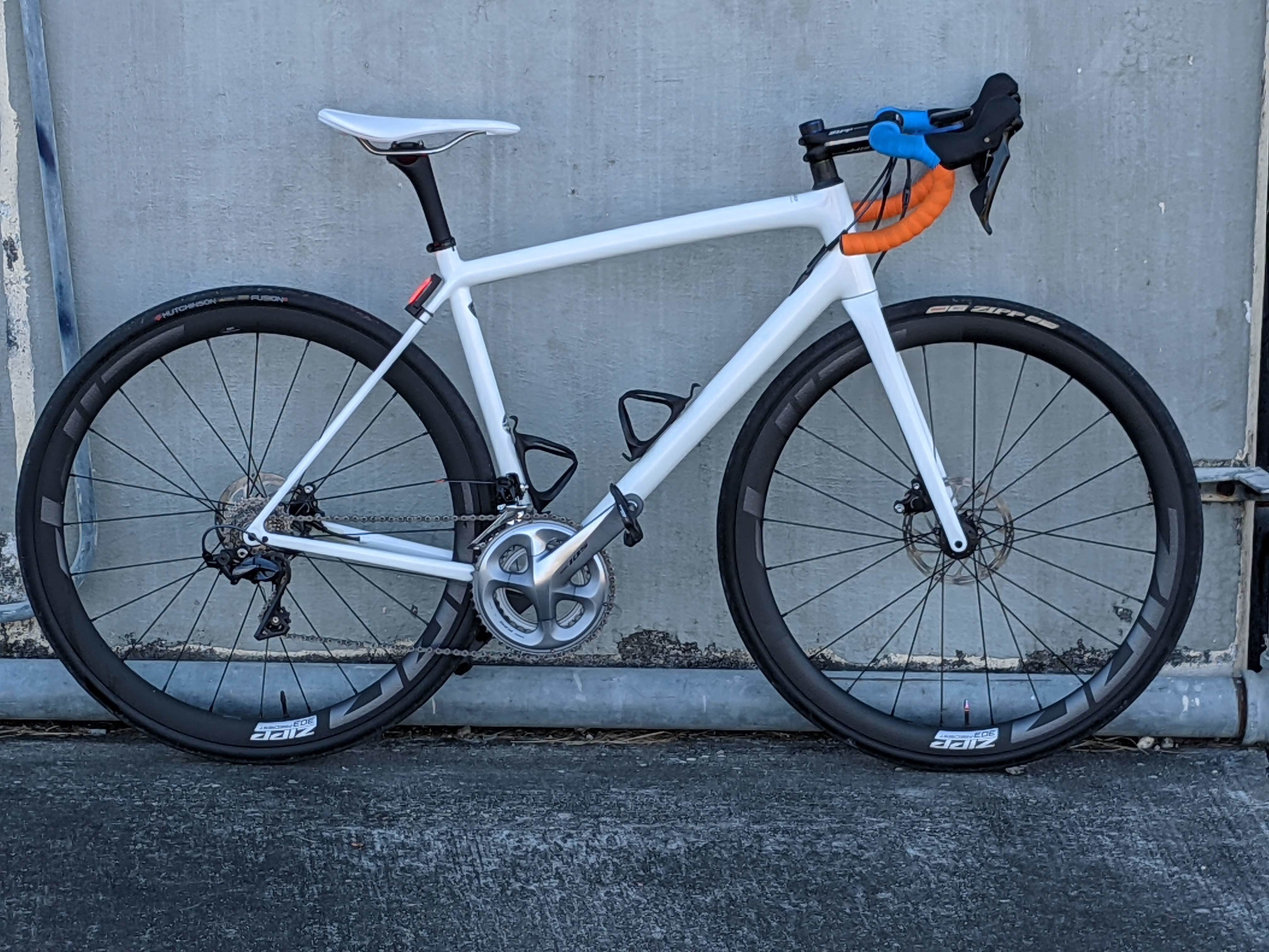 2020 Specialized AETHOS Pro