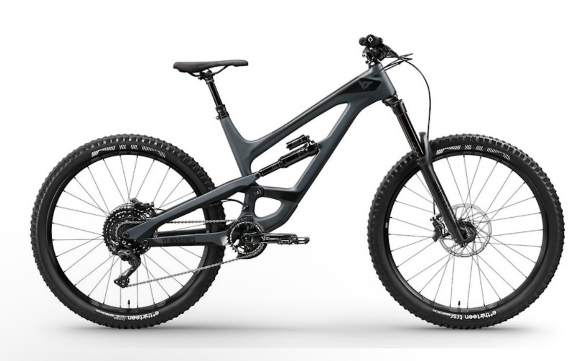 Stolen 2018 YT Capra 27 CF