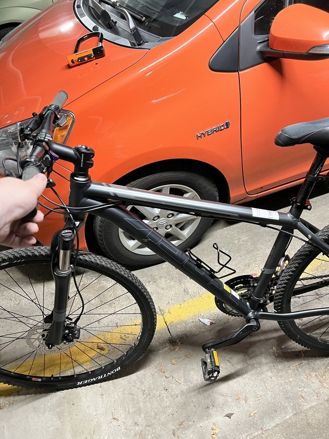 Stolen 2011 Trek Montare