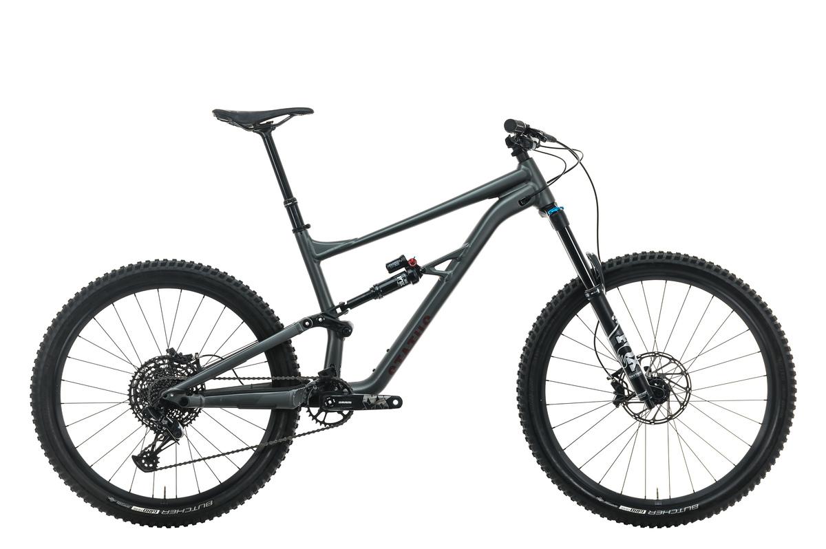 2021 Specialized Status 160