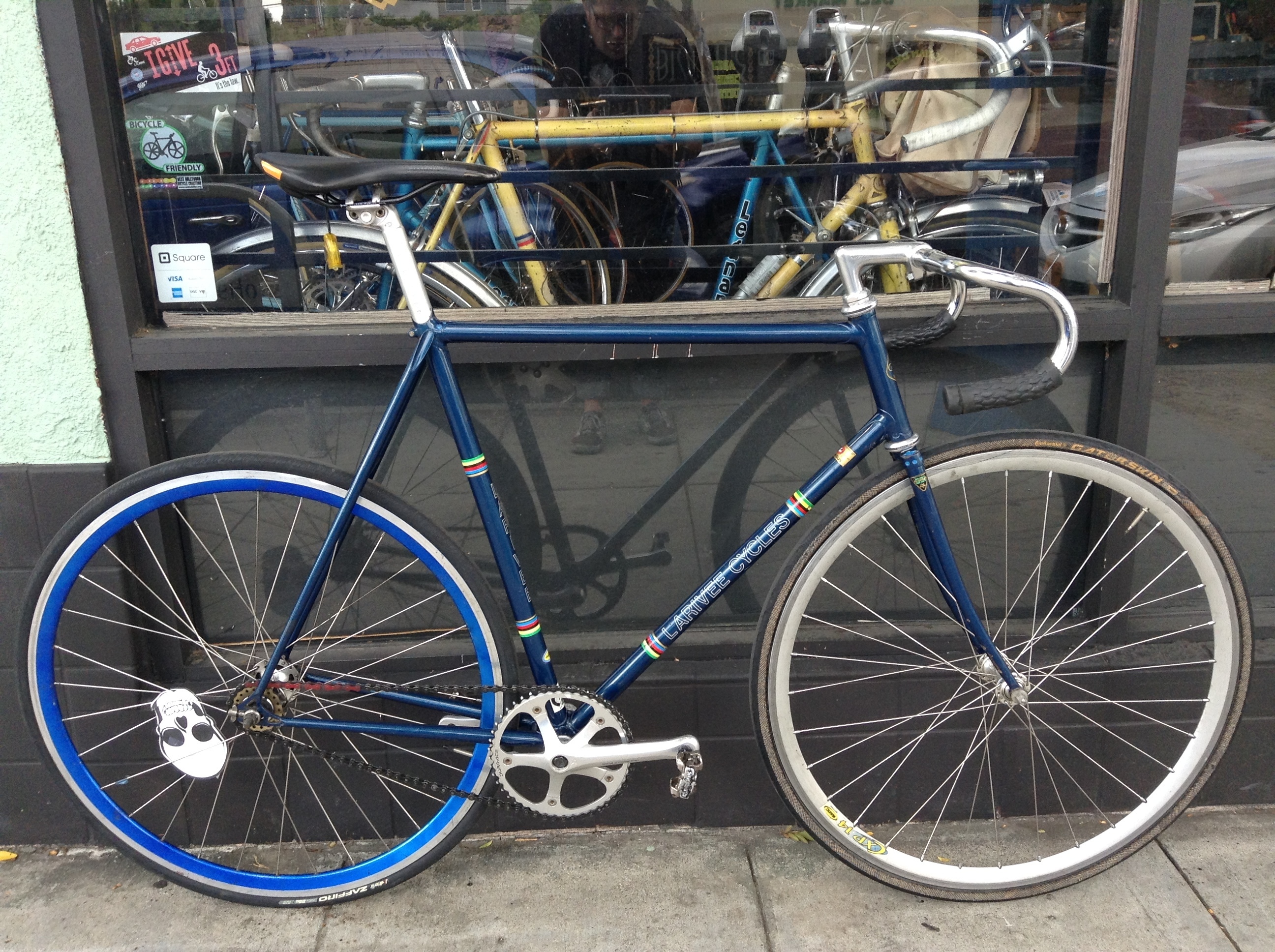 Larivee Cycles Pista