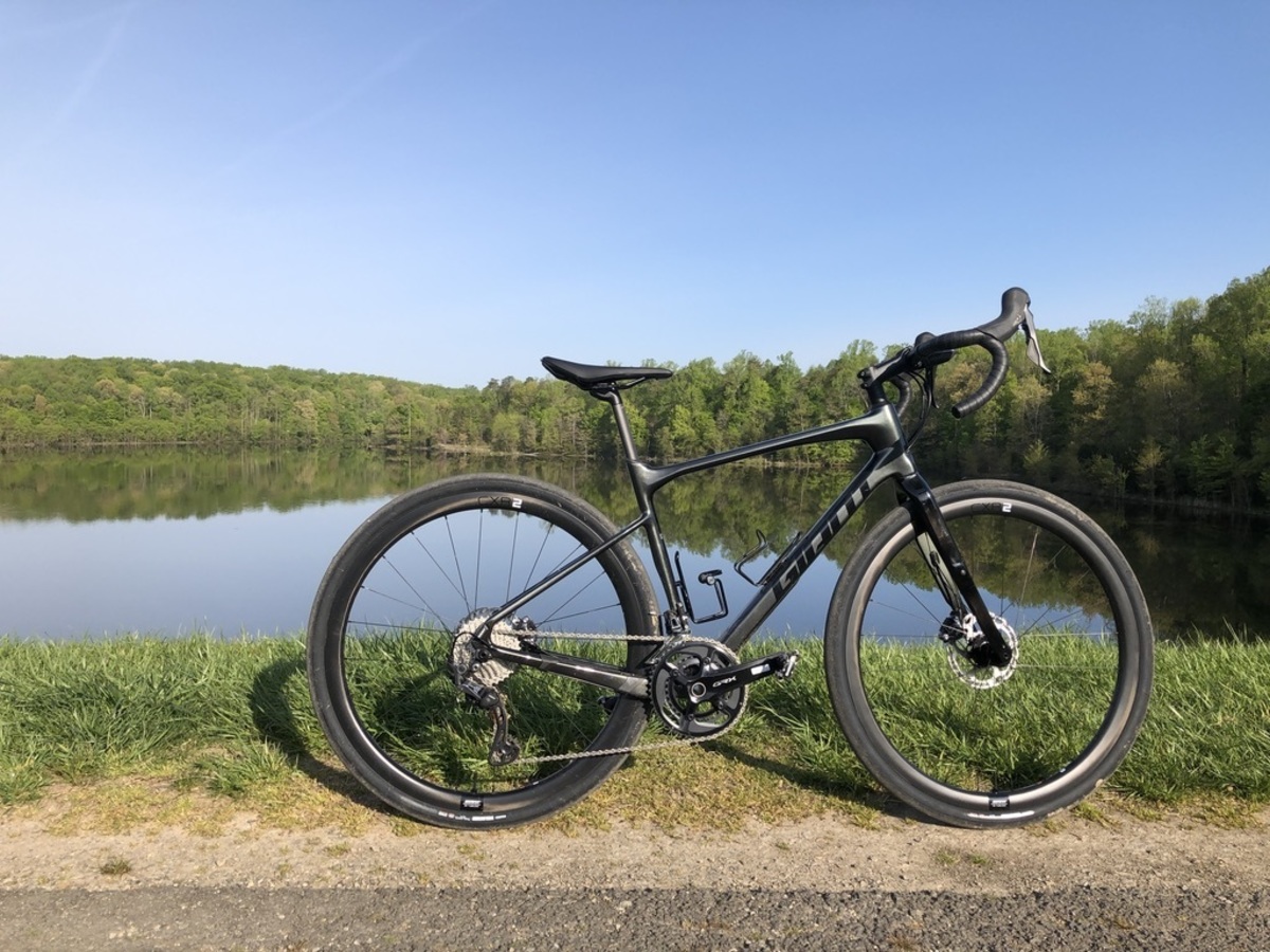 2021 Giant Revolt Advanced 0