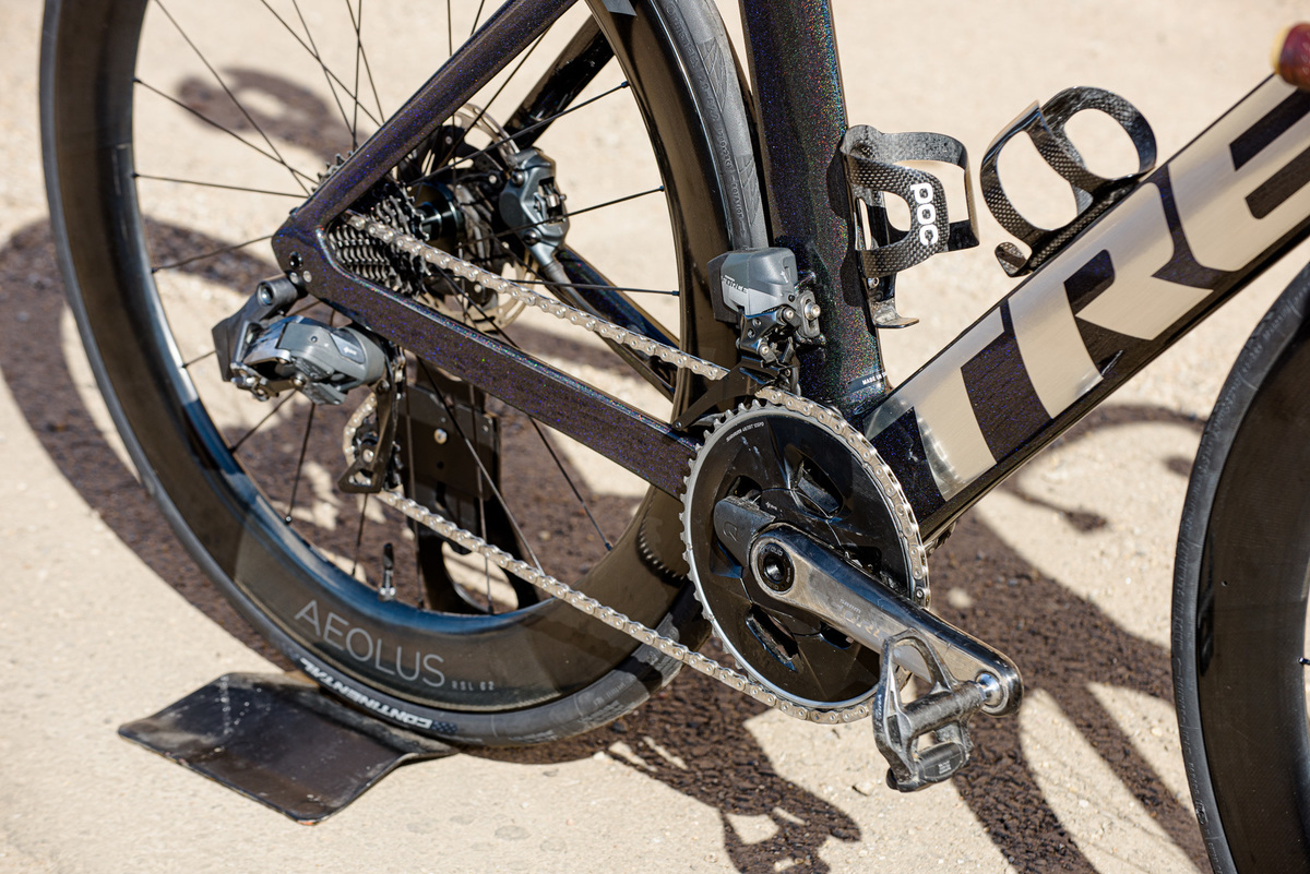 2022 Trek Madone SLR